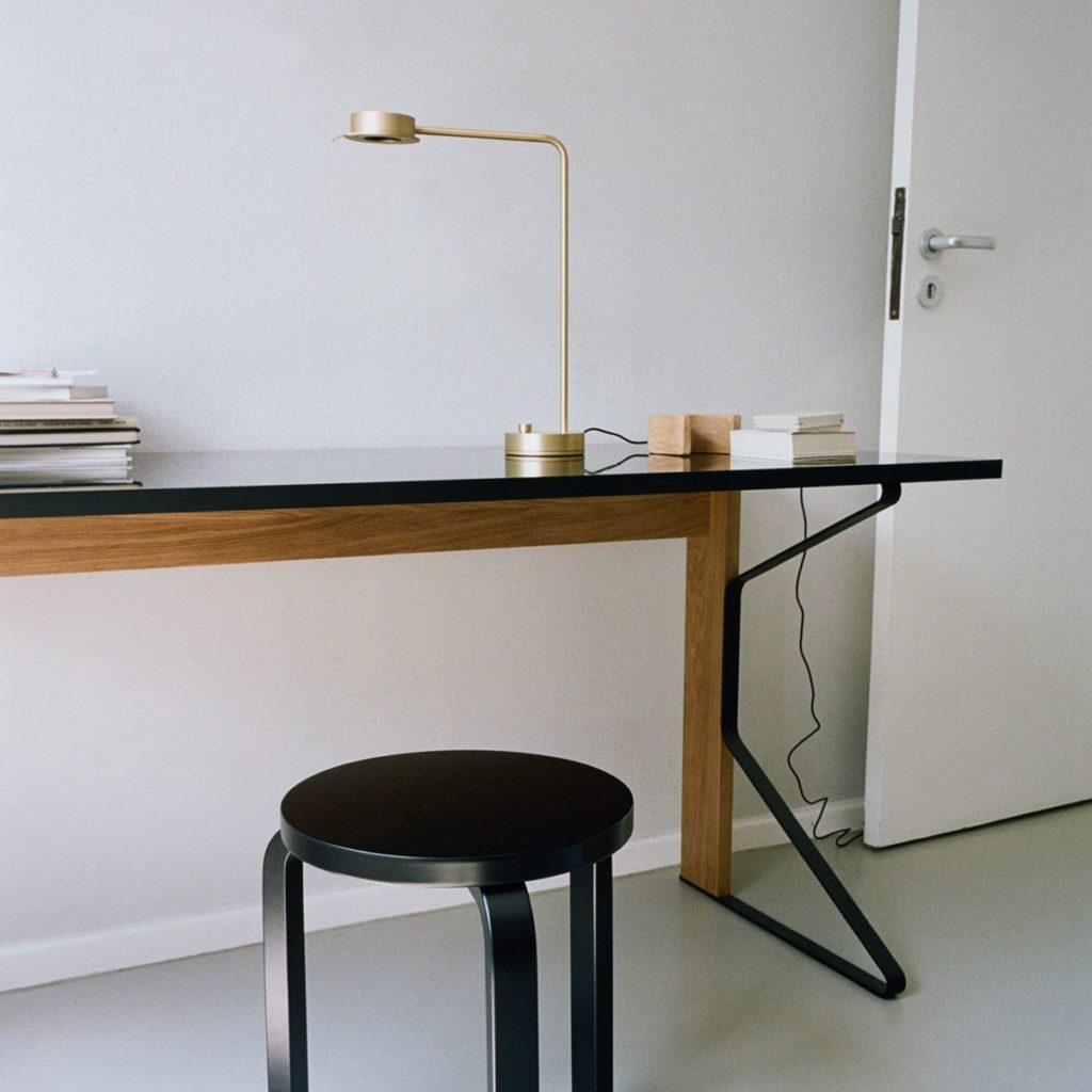Kaari Desk – firstfloor